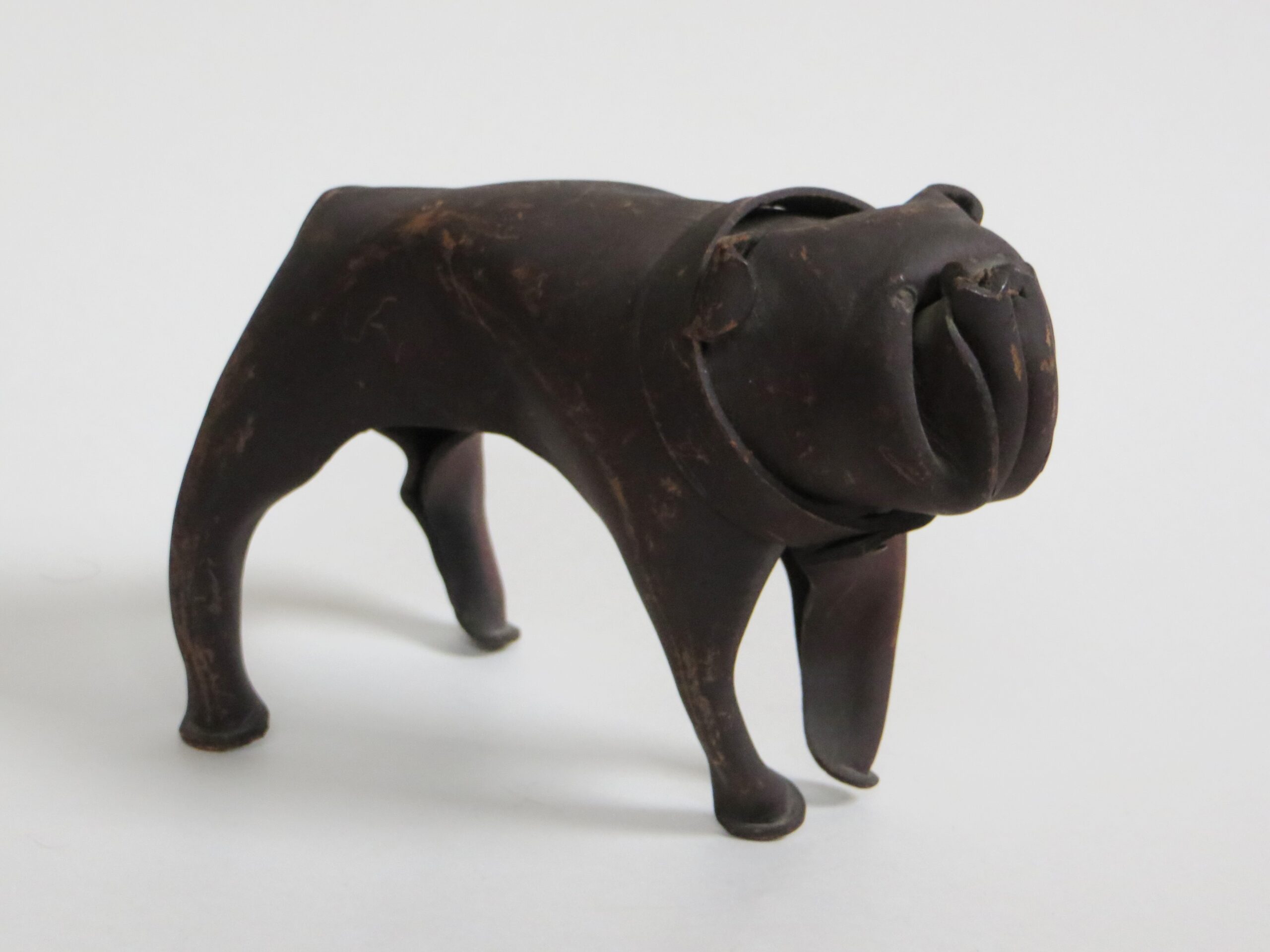 Bulldog Not Made by Omersa Made in England | Omersa & Co