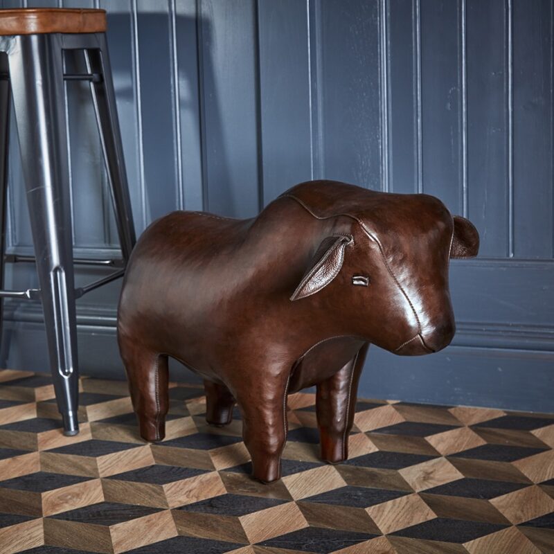 Animals | Omersa & Co